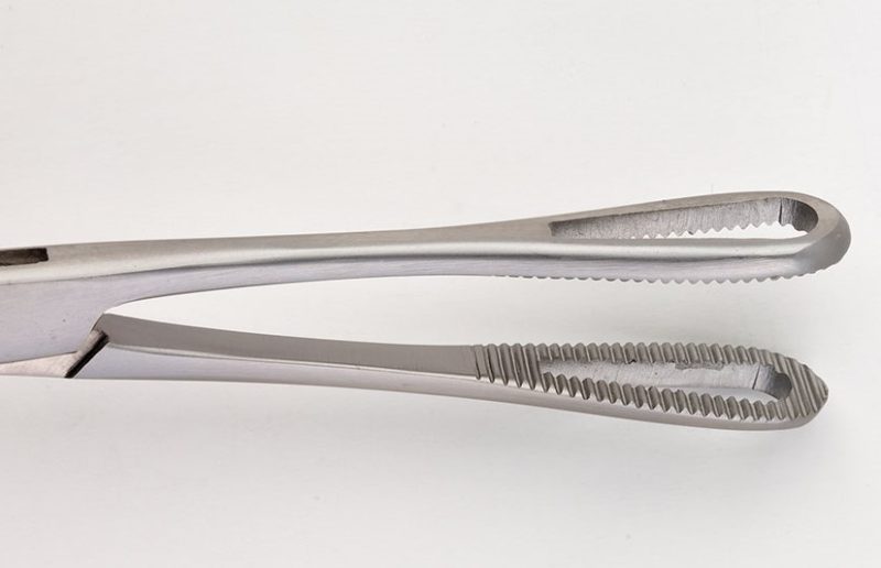 SOLO Foerster Sponge Forceps 25cm - sterile - Hallmark Surgical